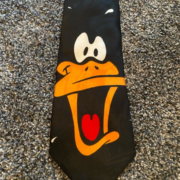looney toons mania | Accessories | Looney Tunes Daffy Duck The Dark ...